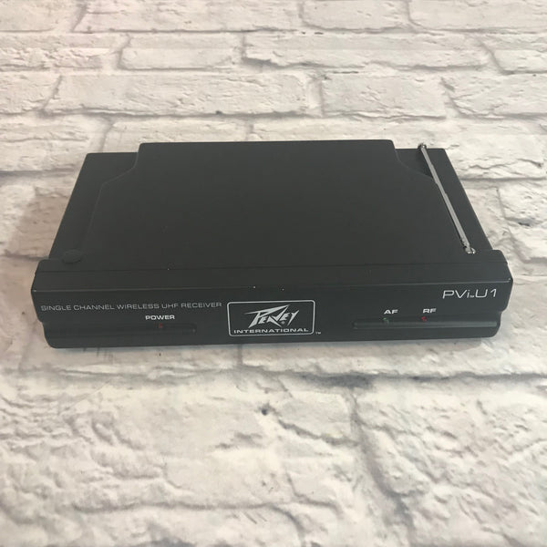 Peavey PVi U1 Wireless Microphone System - Evolution Music