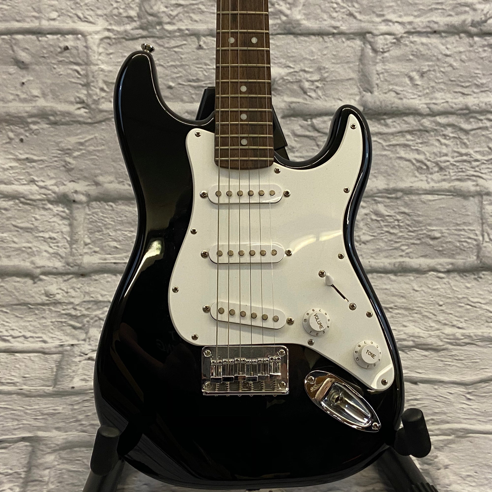 Squier Mini Stratocaster Electric Guitar - Evolution Music