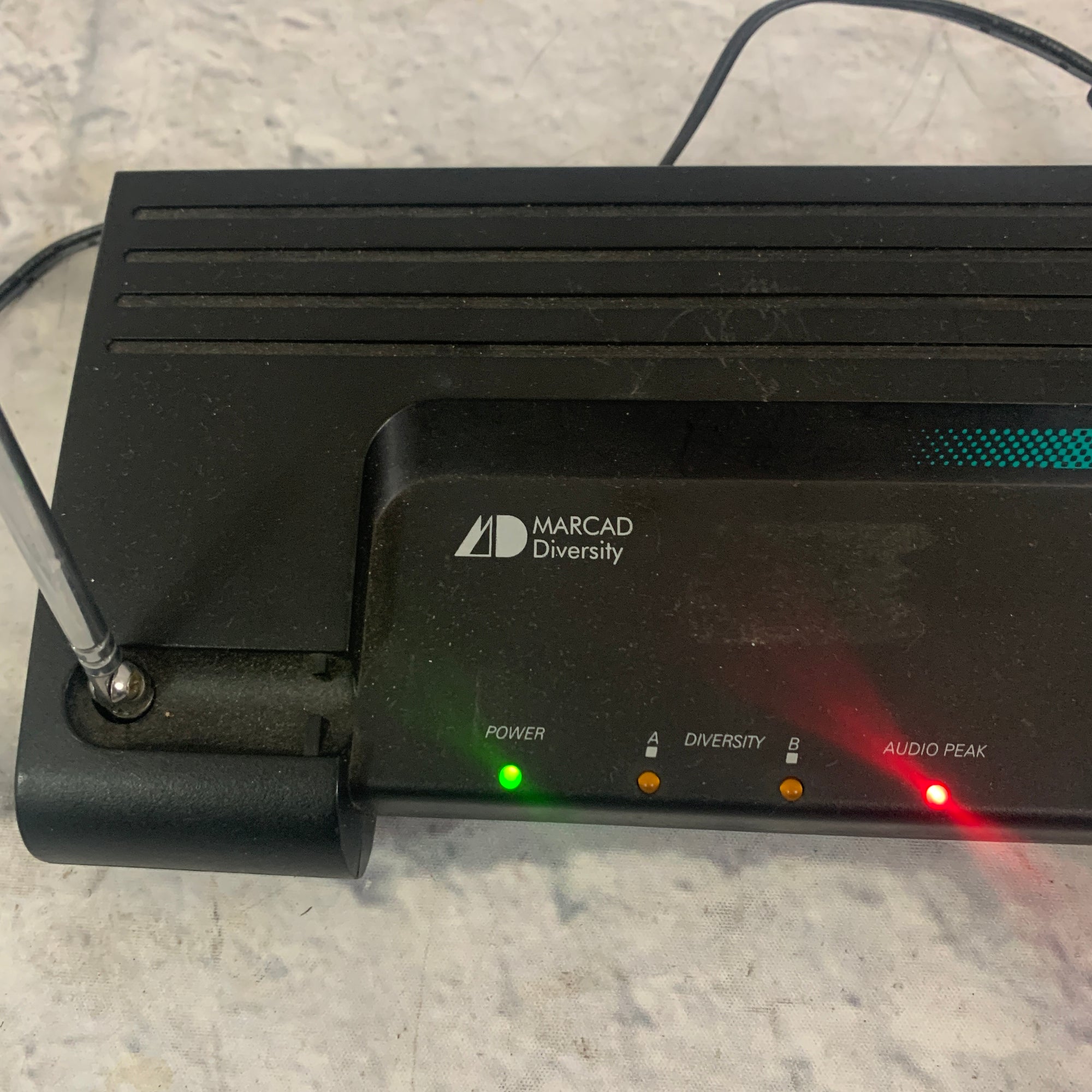 Shure T4V MARCAD Diversity Mic Receiver Wireless Microphone System ...