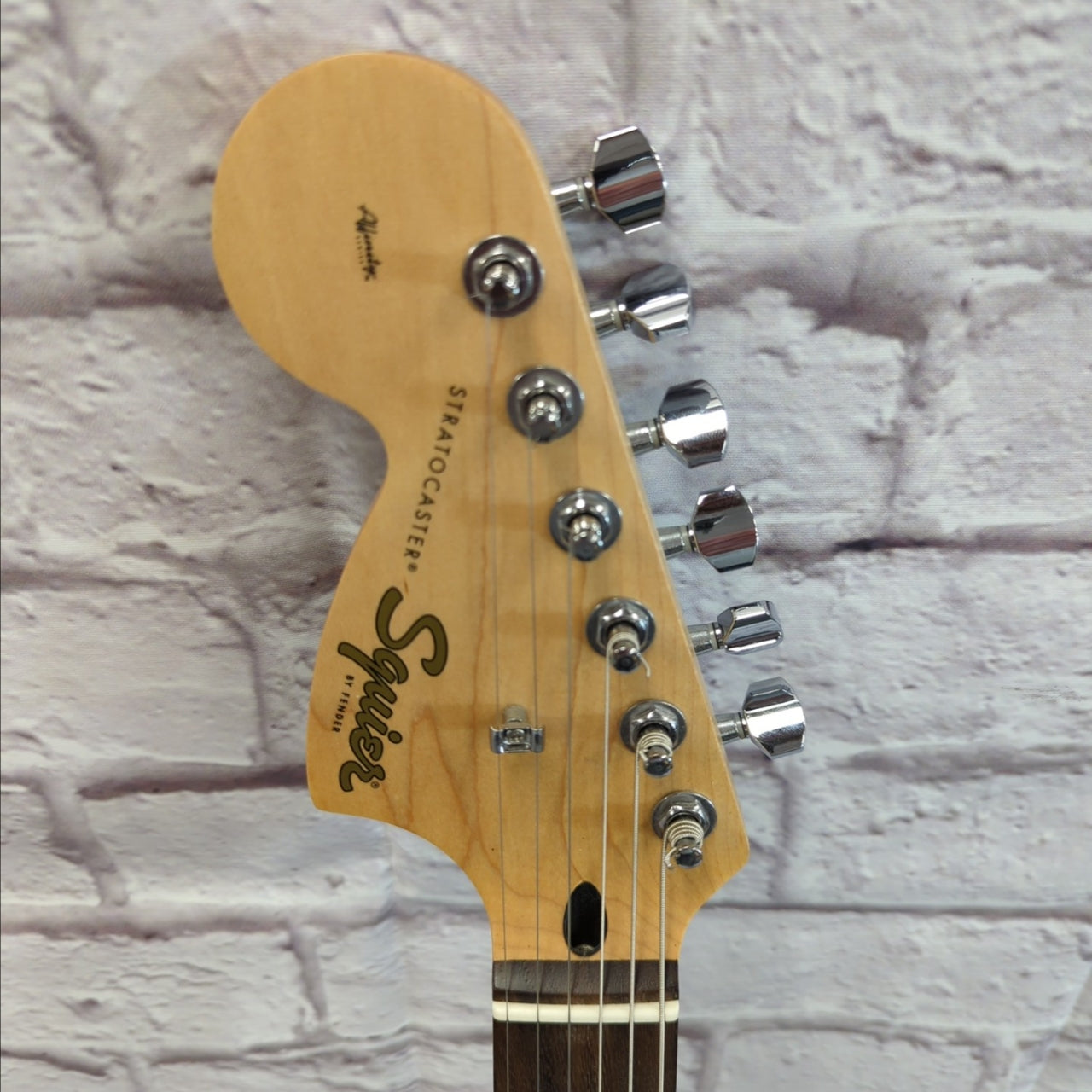 Squier Affinity By Fender Sunburst Stratocaster Lefty - Evolution Music