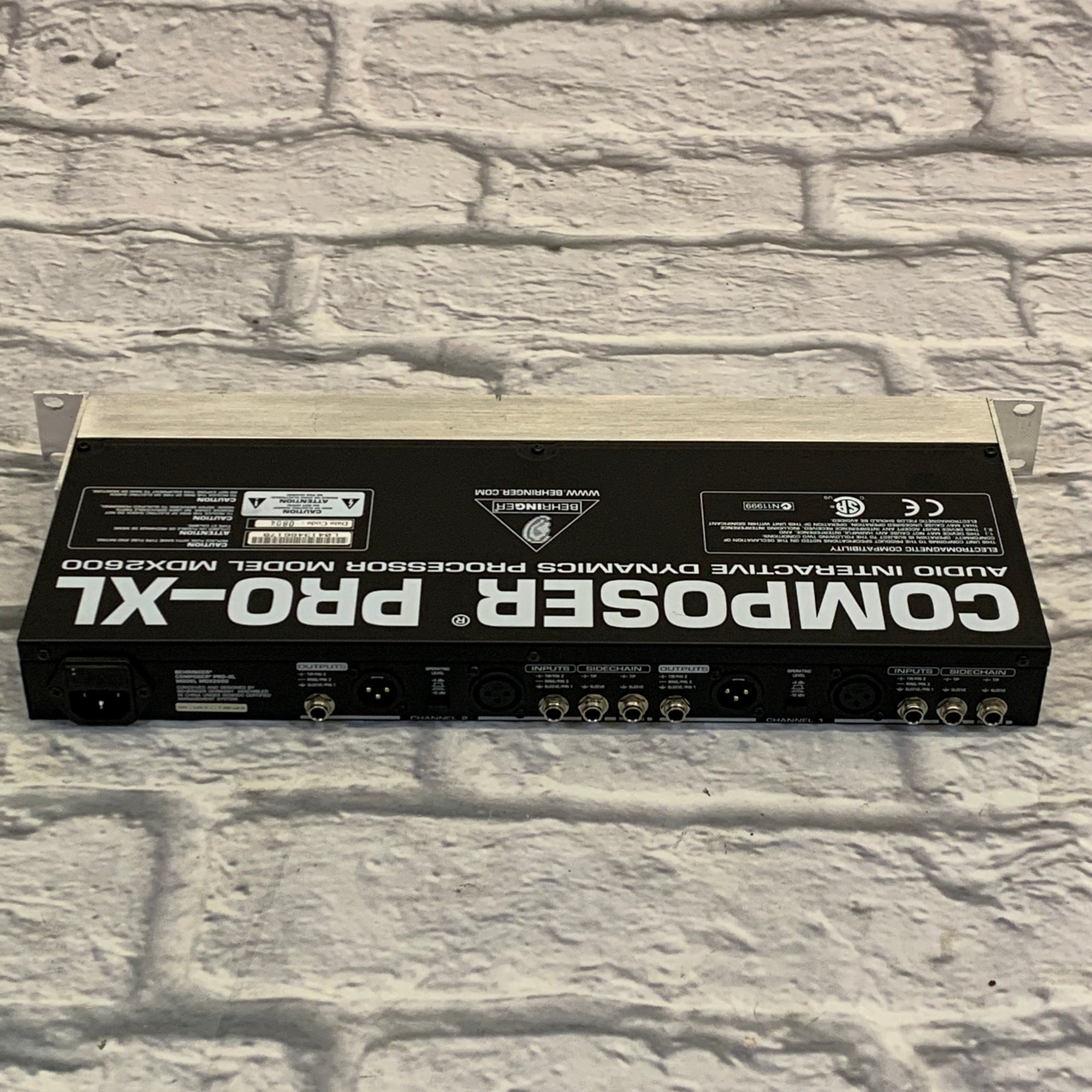 Behringer Composer Pro-XL Compressor - Evolution Music