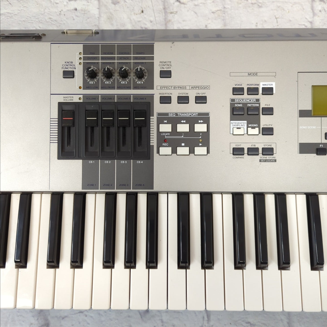 Yamaha Motif 7 Workstation - Evolution Music