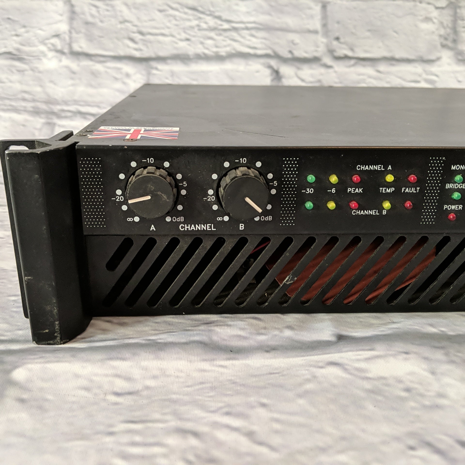 Studiomaster 700D Dual Channel Power Amp - Evolution Music