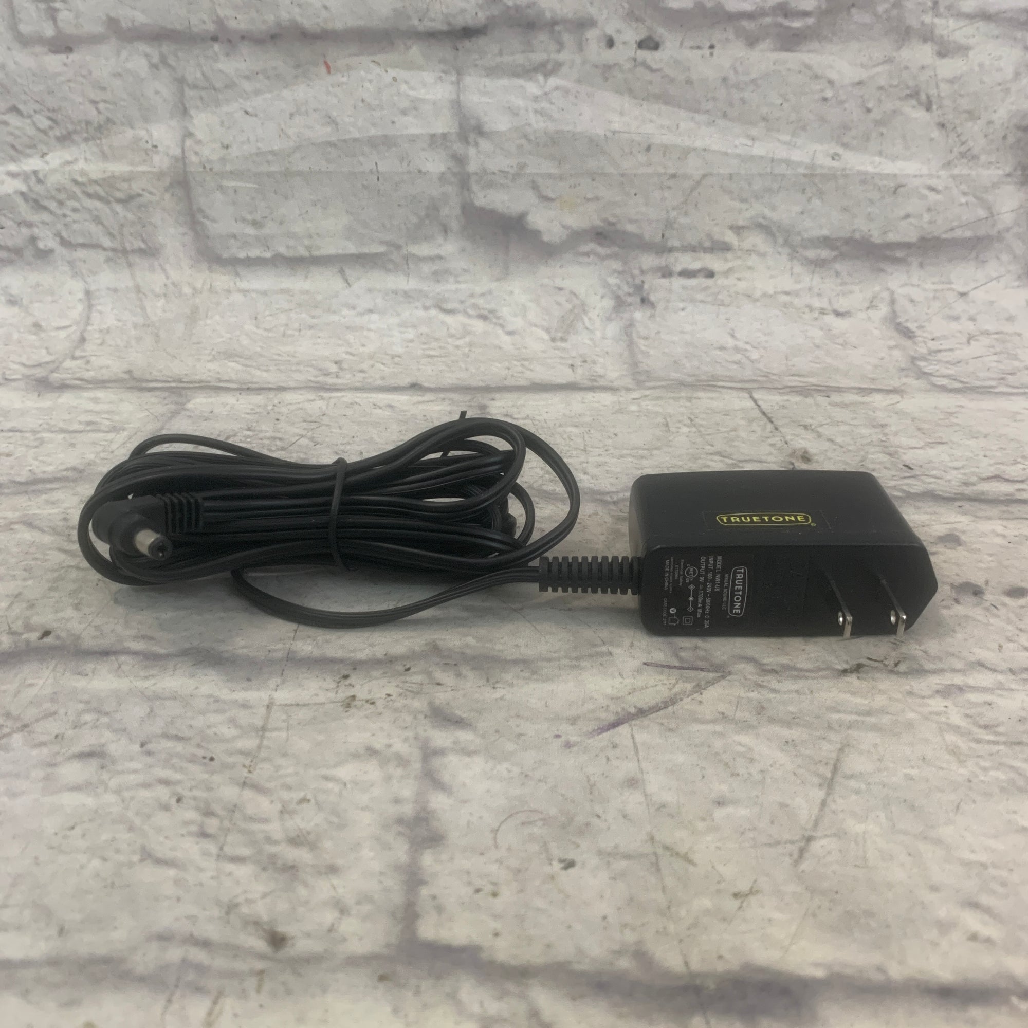 One Spot NW1-US 9V Center Negative Power Supply - Evolution Music