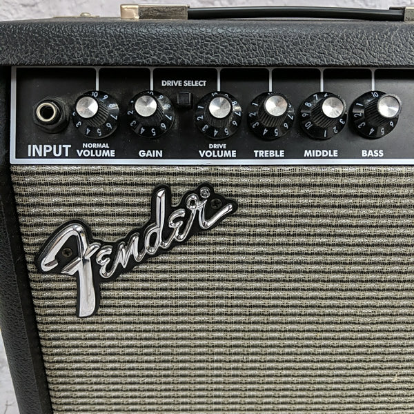 Fender Frontman 15G Guitar Combo Practice Amp - Evolution Music