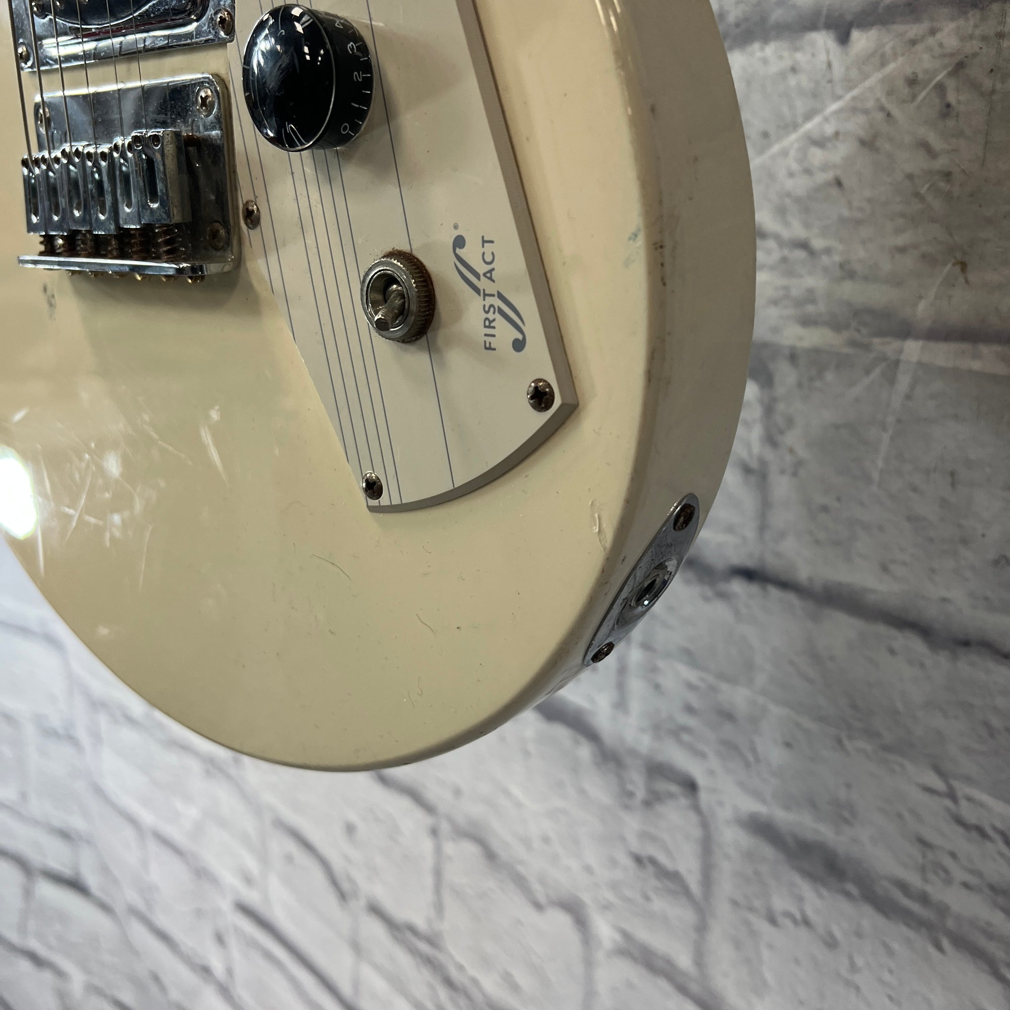 First Act 222 Adam Levine Signature Electric Guitar - Evolution Music