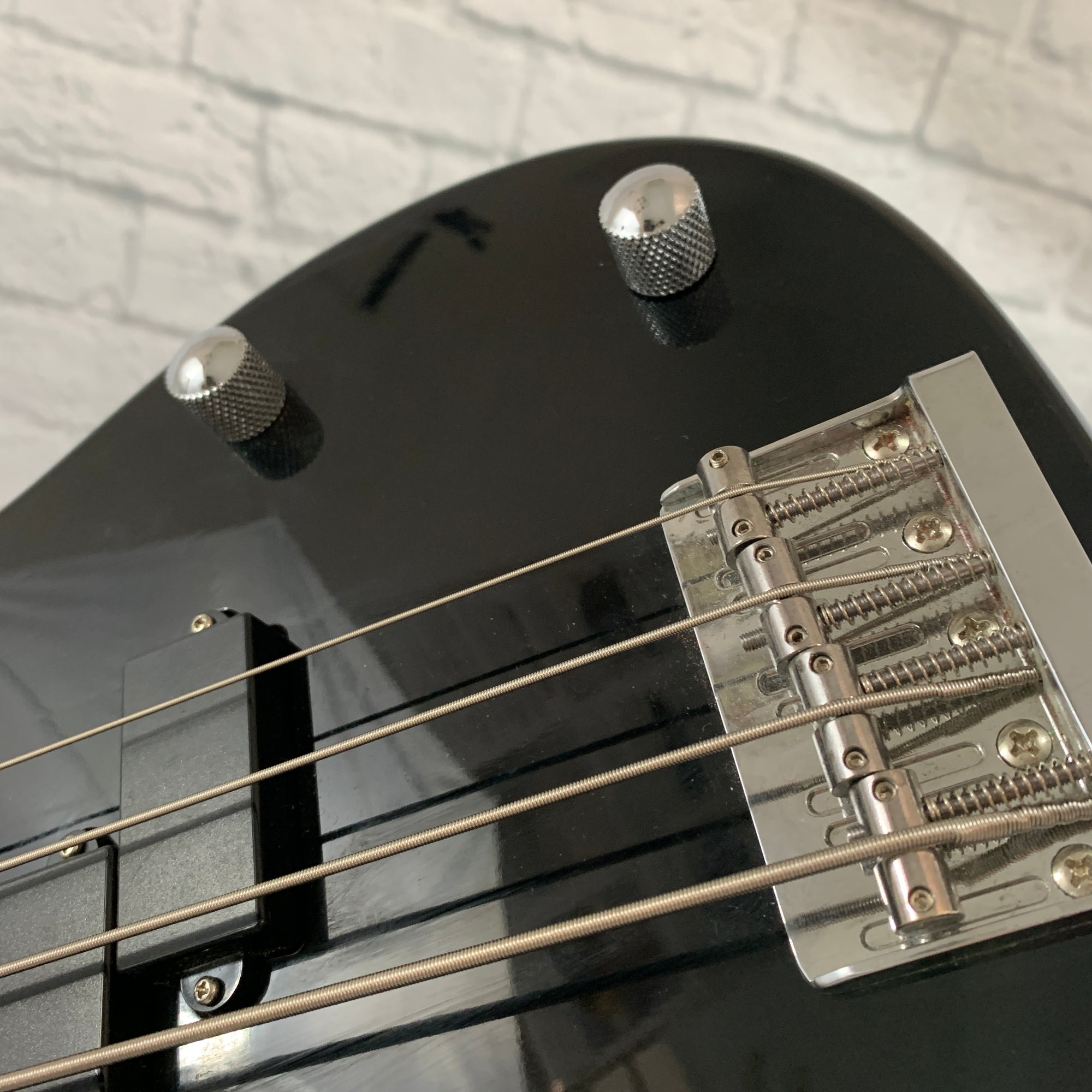 Rogue Series II SX100B 4 String Bass - Evolution Music