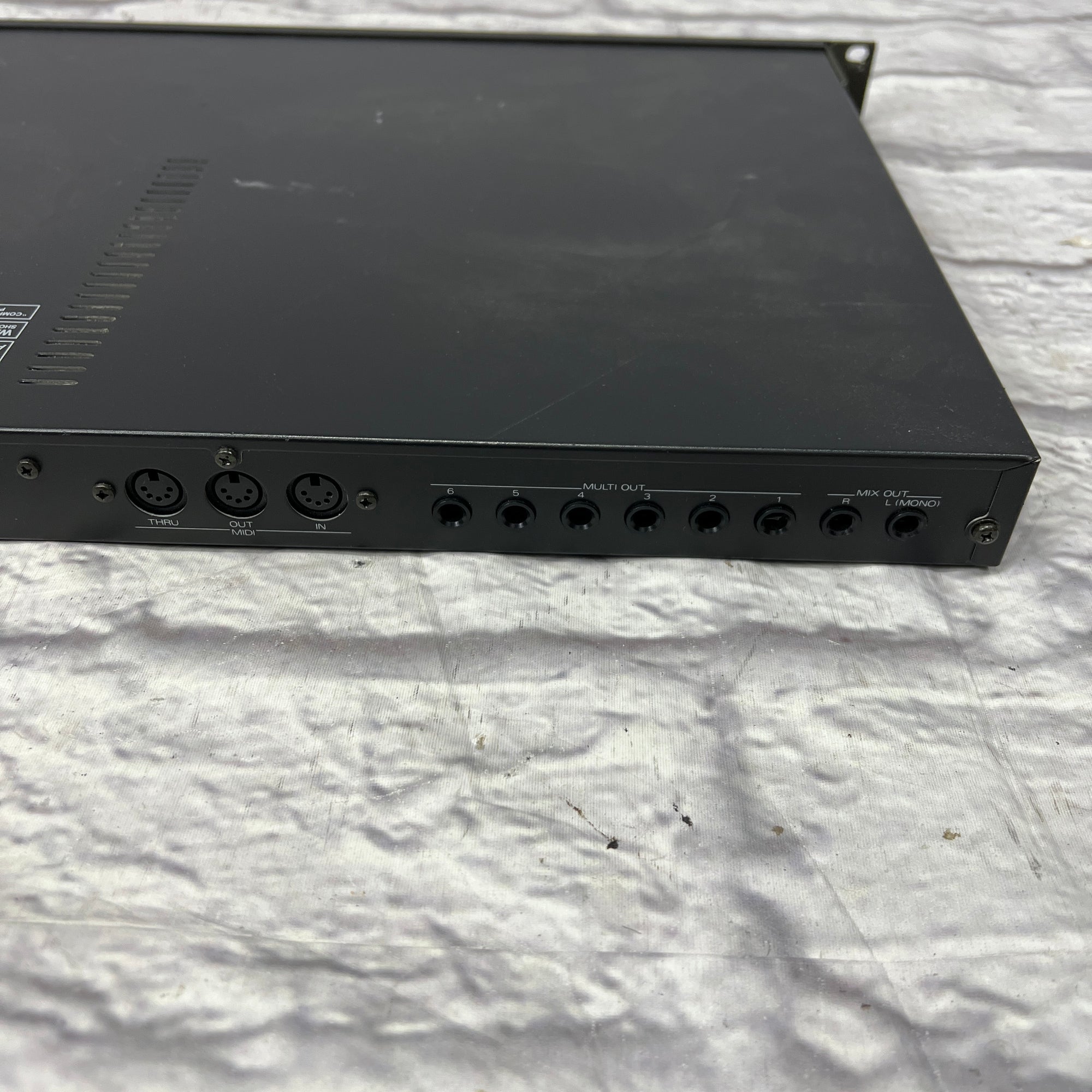 Roland R8M Drum Module - Evolution Music