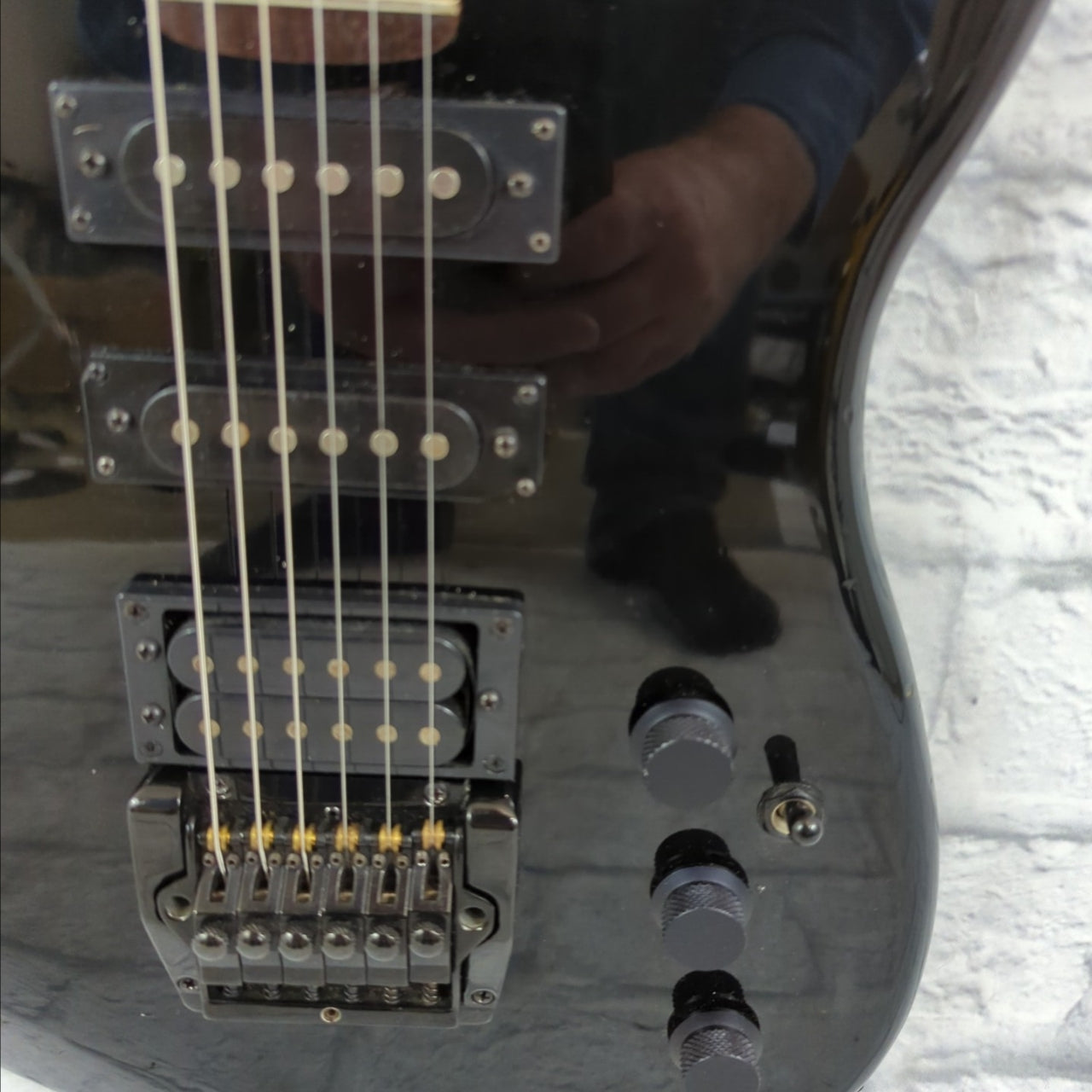 Vintage Lotus L695B Electric Guitar MIJ with Accutune Bridge ...