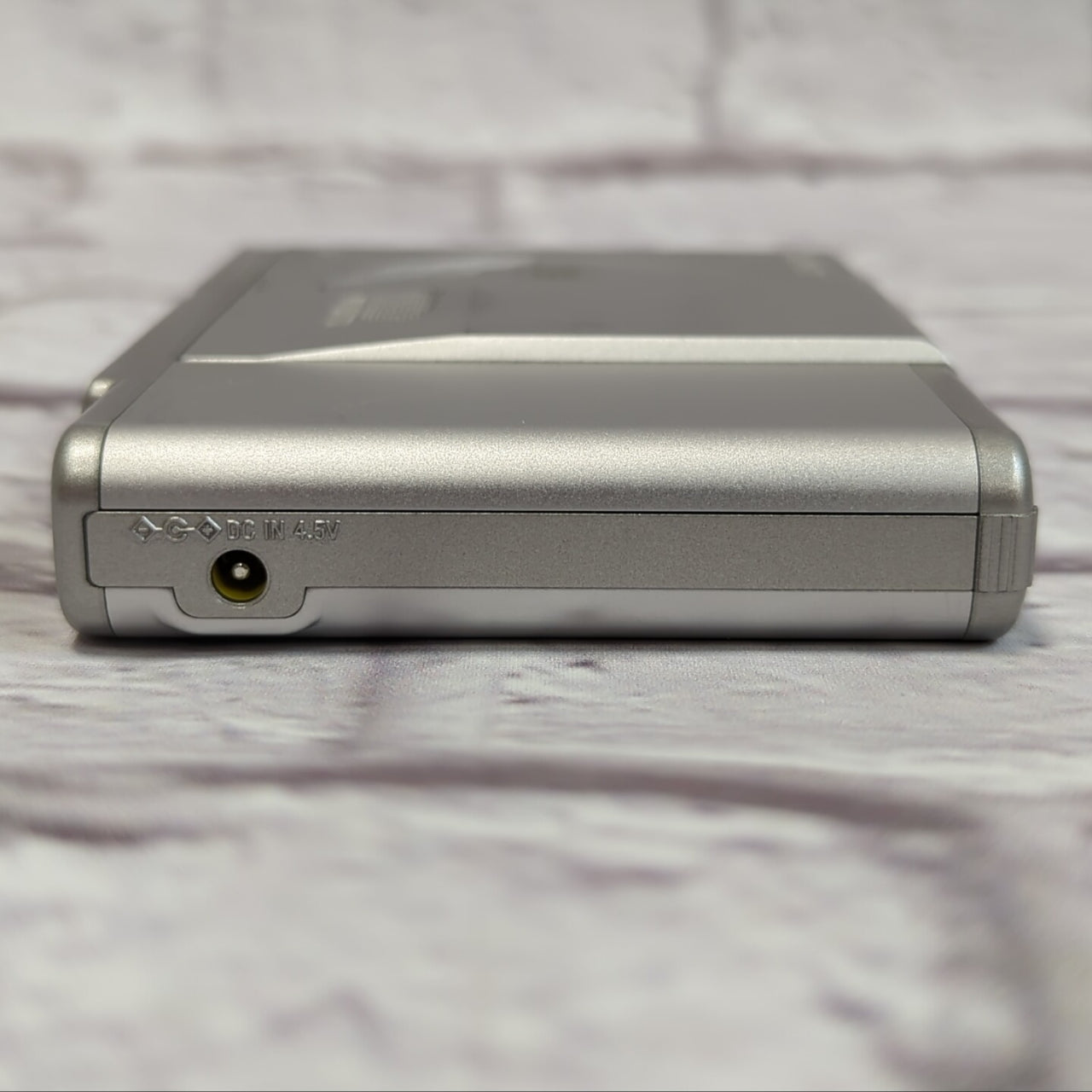 Sony MZ-R37 MiniDisk Walkman - Evolution Music