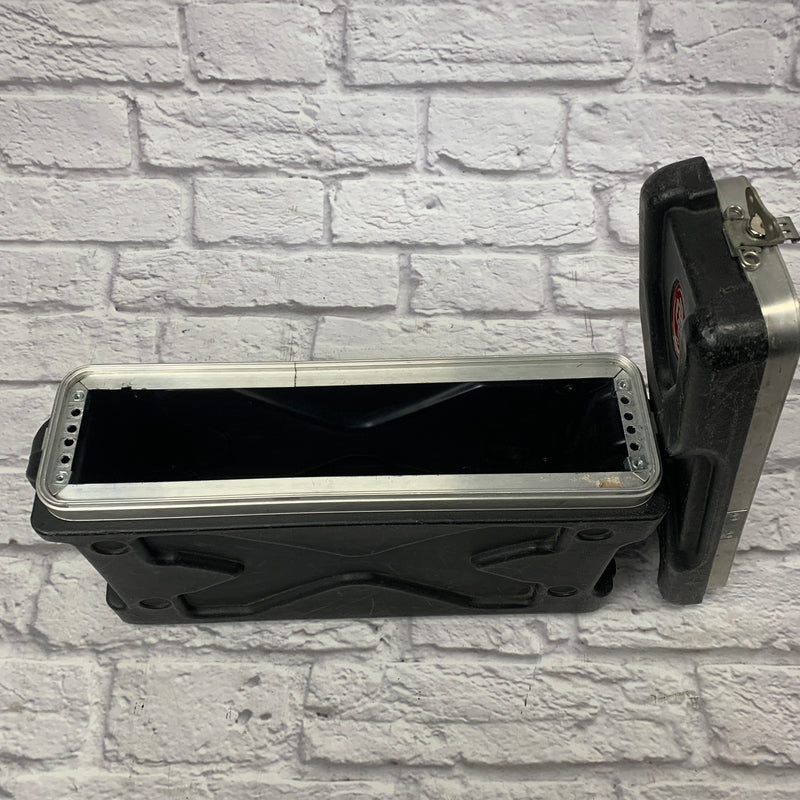 SKB 2U Roto-Molded Shallow Rack Case - Evolution Music