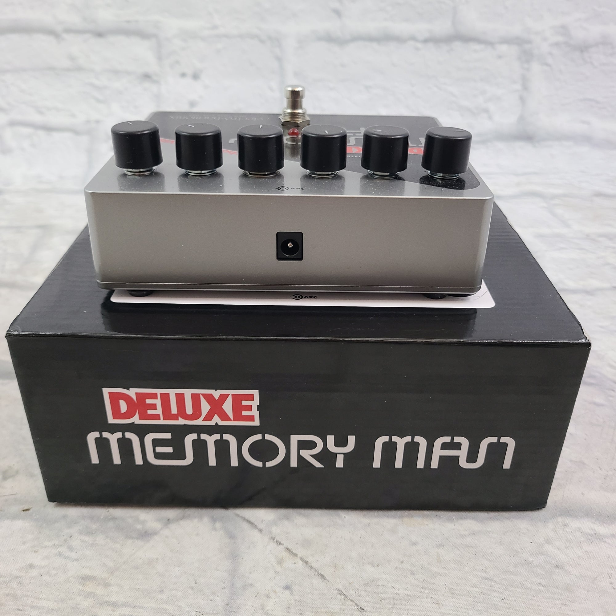 Electro-Harmonix Memory Man Deluxe w/ Box and Power Supply - Evolution ...