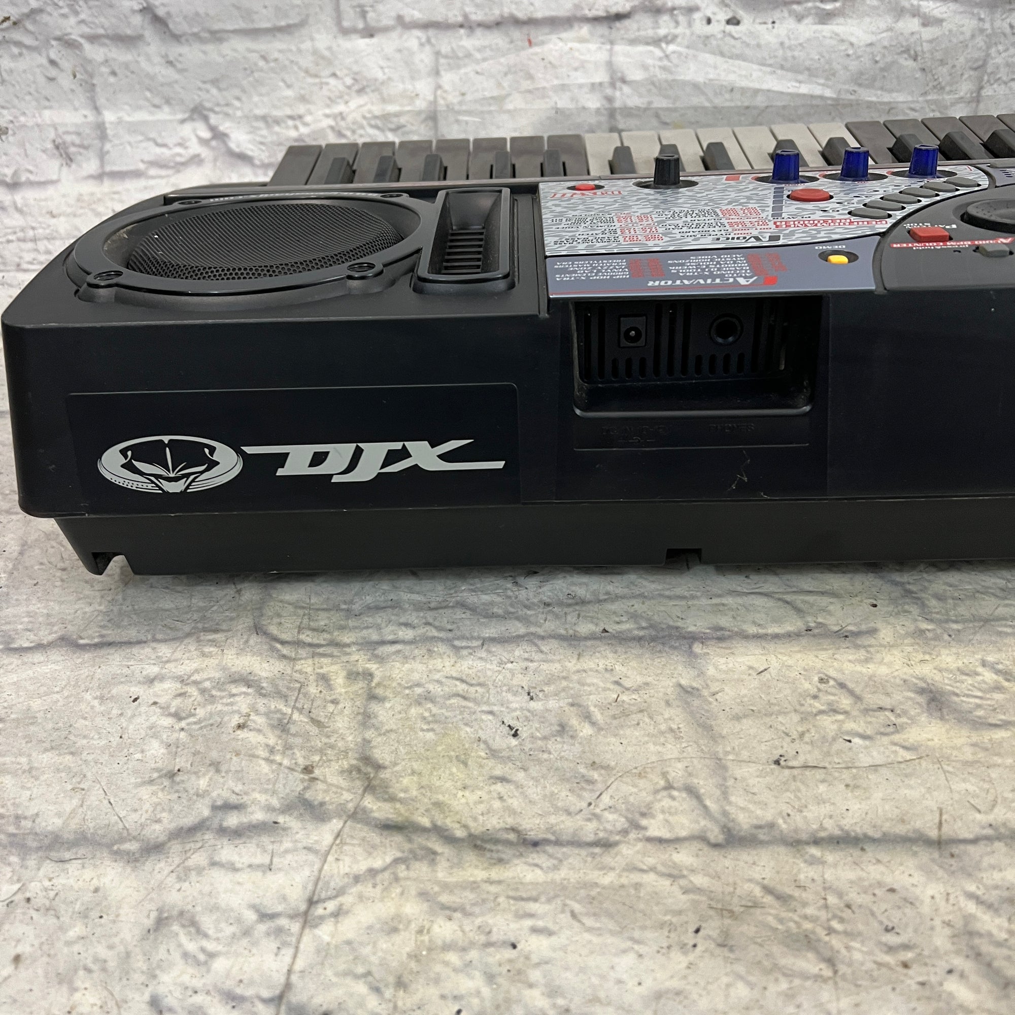 Yamaha DJX Digital piano - Evolution Music