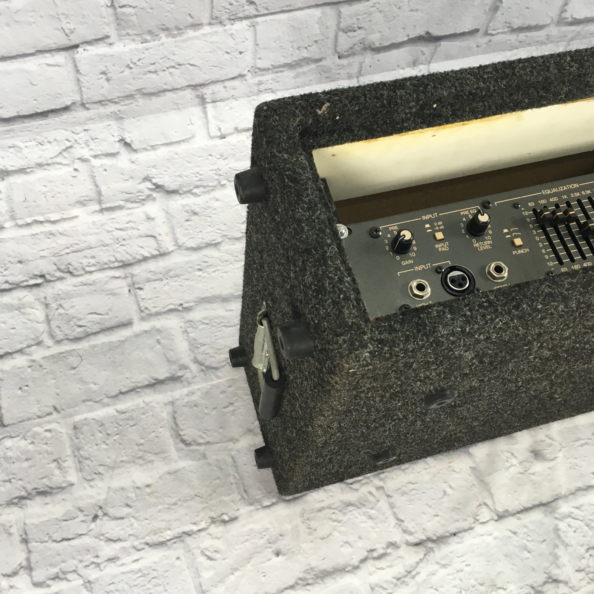 Peavey Megabass Bass Amp Head Evolution Music