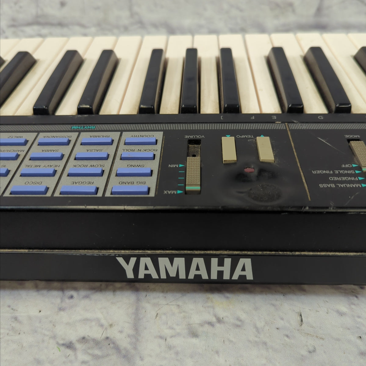 Yamaha PSR 12 Synth - Evolution Music