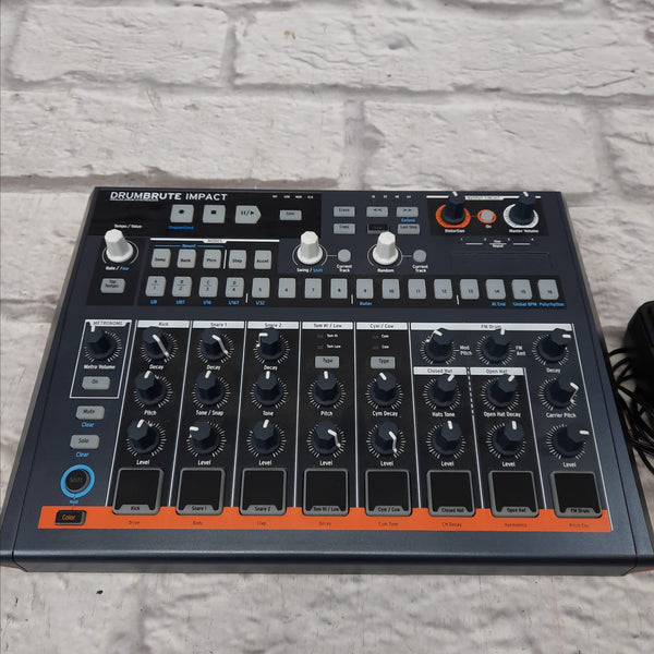 Arturia Drumbrute impact Electric Drum Machine - Evolution Music