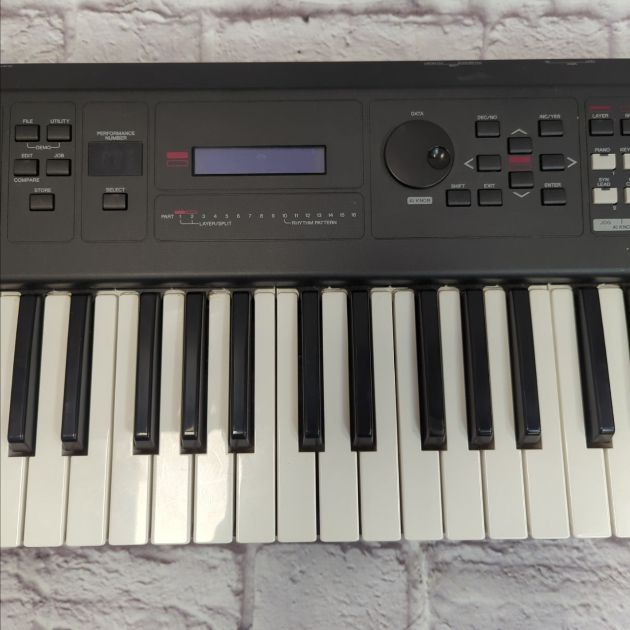 Yamaha MX49 49-Key Digital Synthesizer - Evolution Music