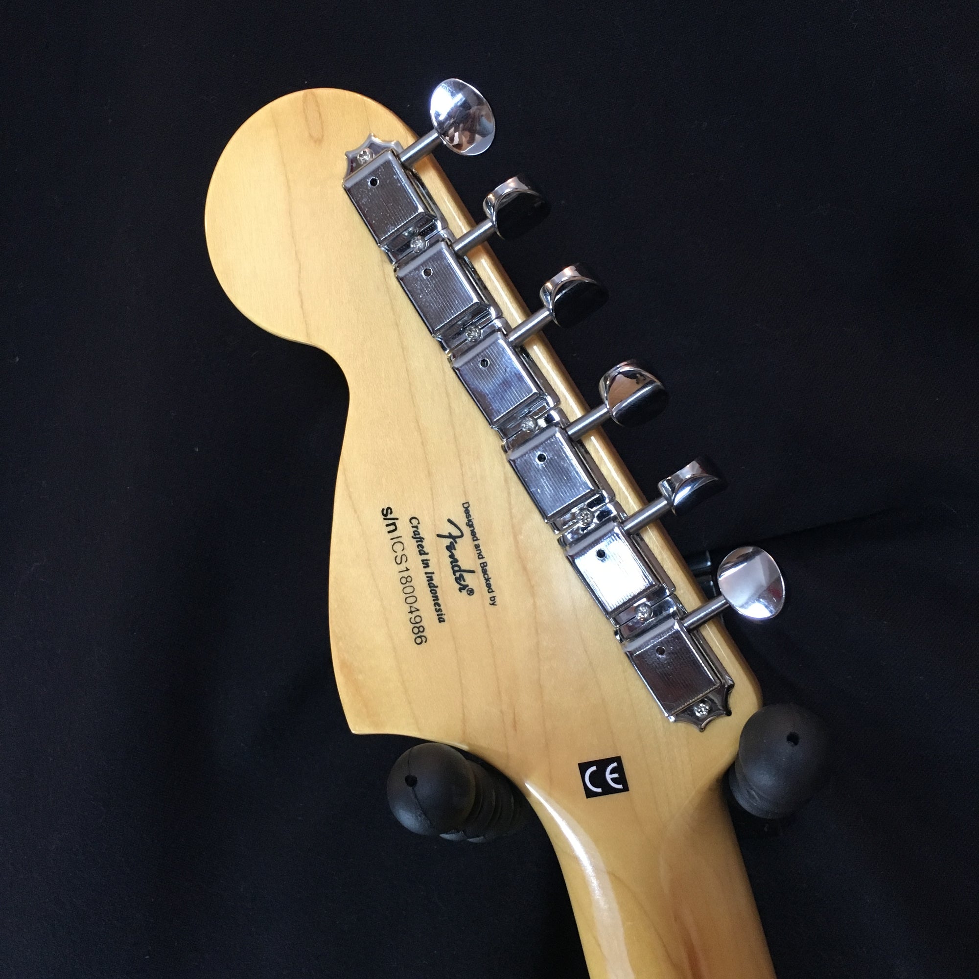 Squier Vintage Modified Stratocaster Vintage Blonde Squier Vintage Modified Stratocaster Vintage Blonde