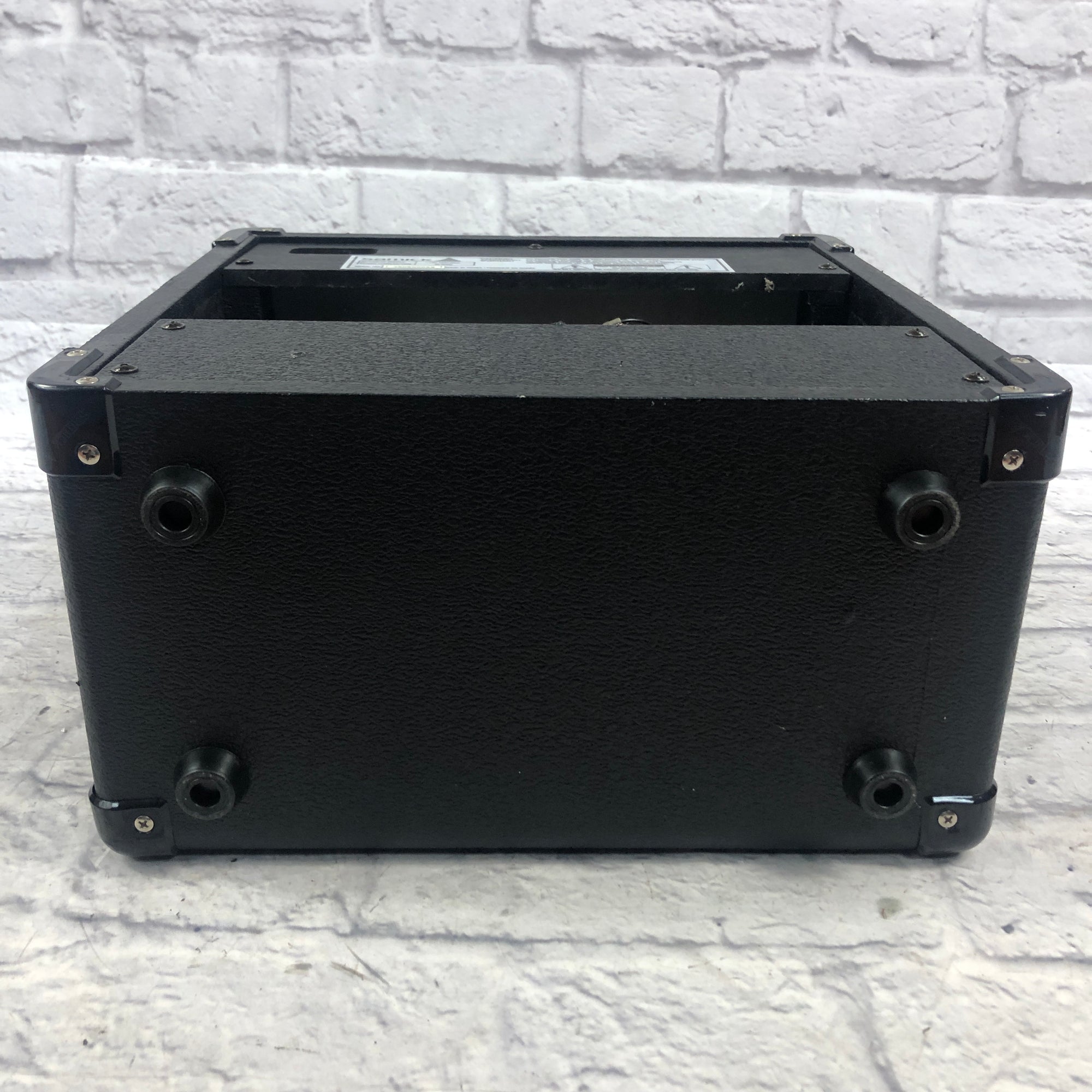 Samick La15R Guitar Combo Amp - Evolution Music