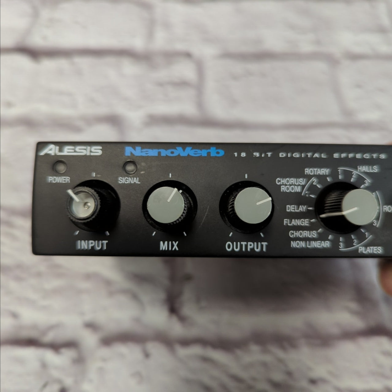 Alesis Nanoverb Digital Effects Processer - Evolution Music