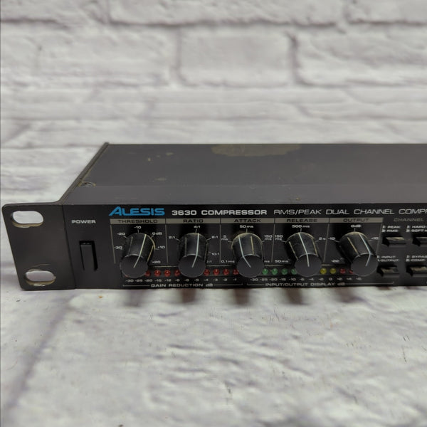 Alesis 3630 Dual-Channel Compressor / Limiter with Gate - Evolution Music