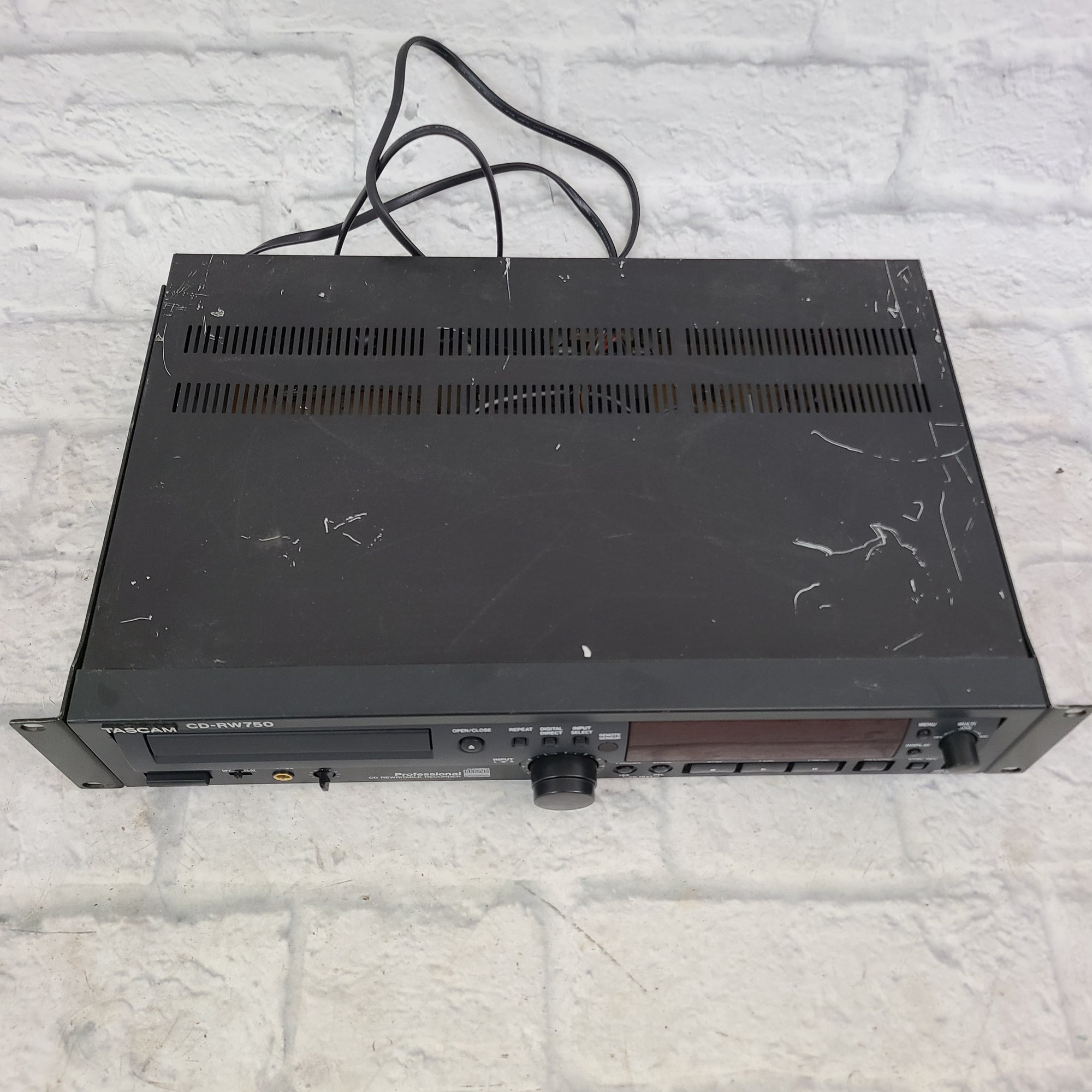 Tascam CD-RW750 Rackmount Compact Disc Recorder - Evolution Music