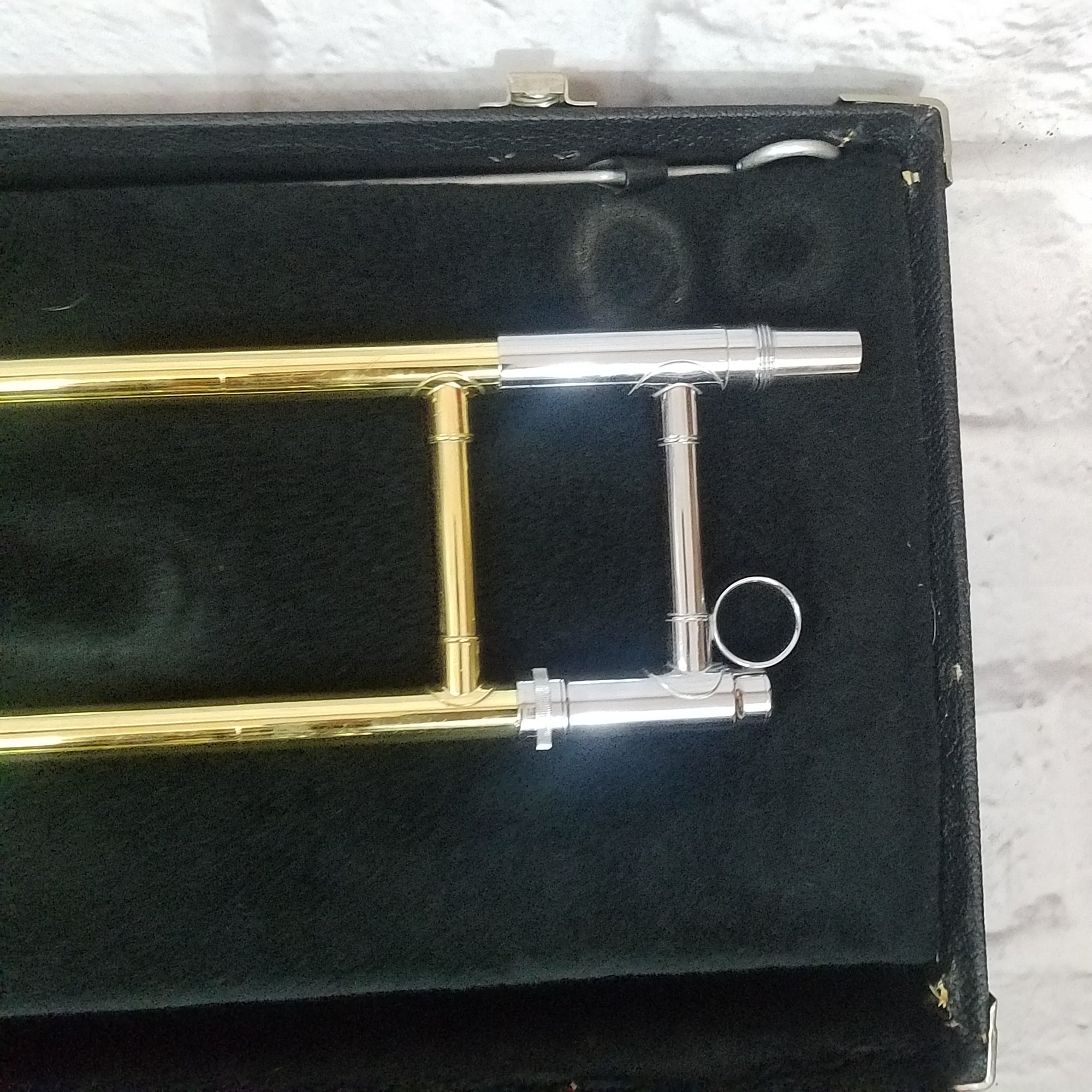 Bach Step-Up TB200B Tenor Trombone w/ case - Evolution Music