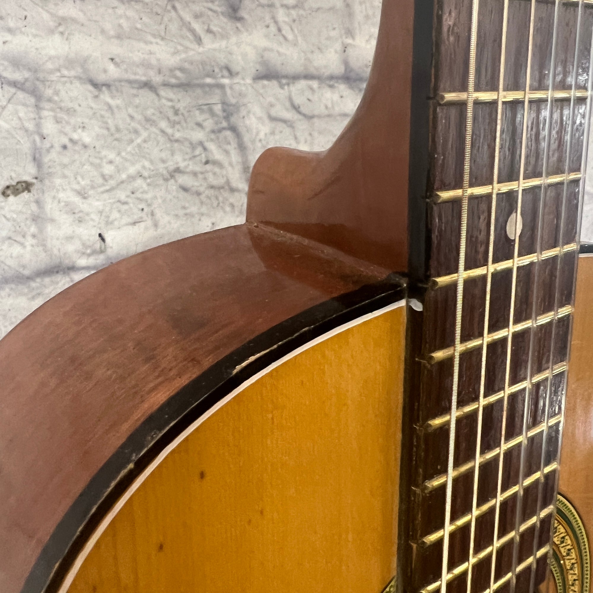 Decca 124 Nylon String Classical Acoustic Guitar - Evolution Music