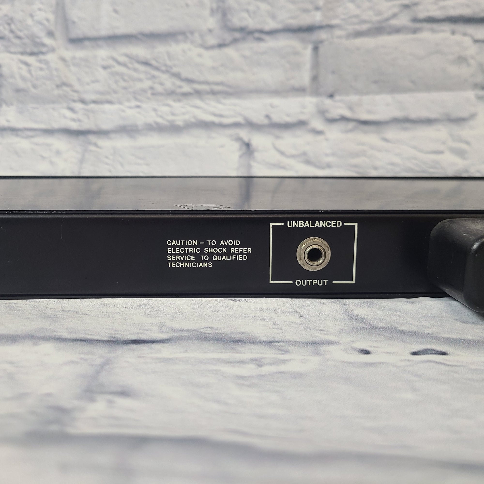 Audioarts Engineering Model 1500 Tuneable Notch Filter-Feedback Suppre ...