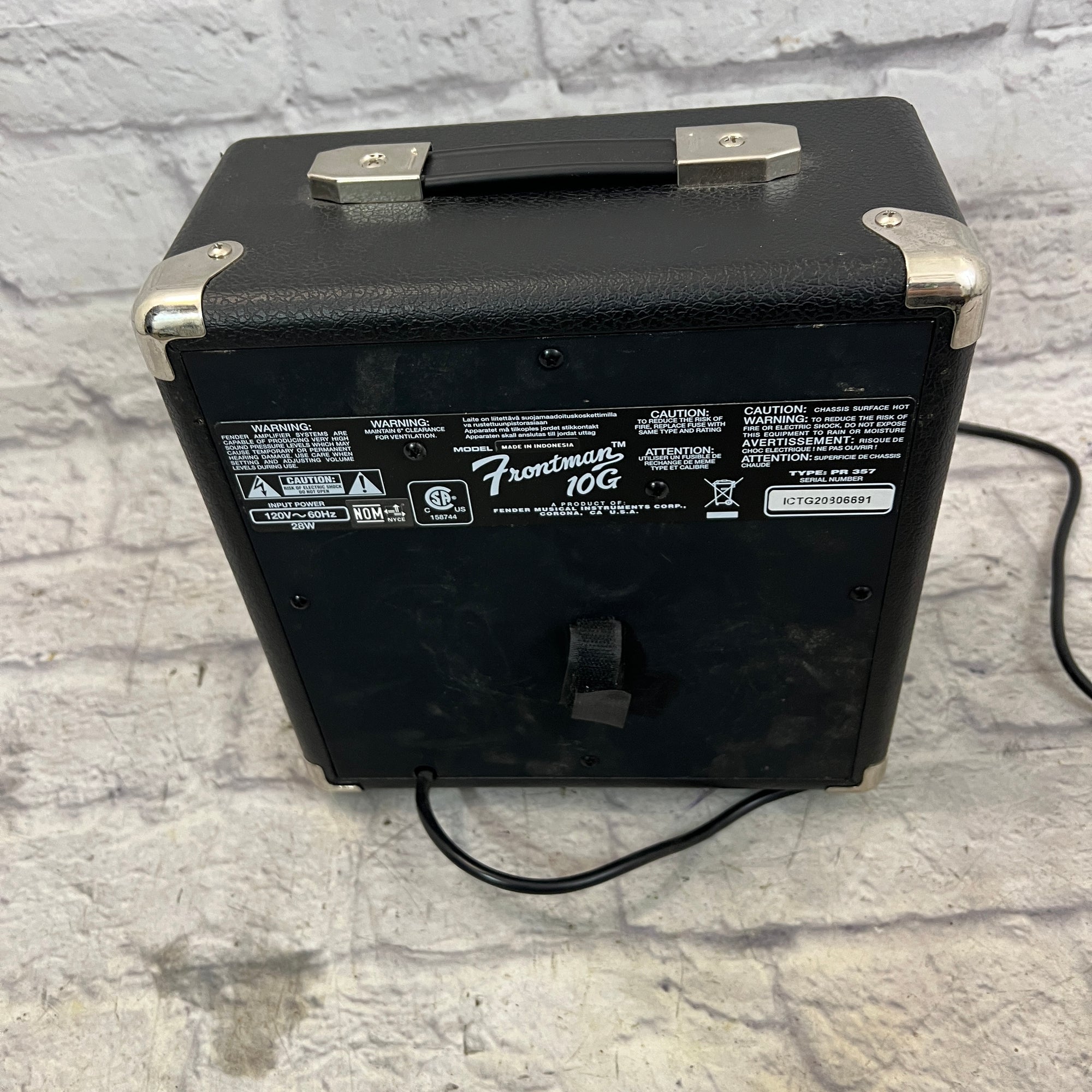 Squier Frontman 10g Guitar Combo Amp - Evolution Music