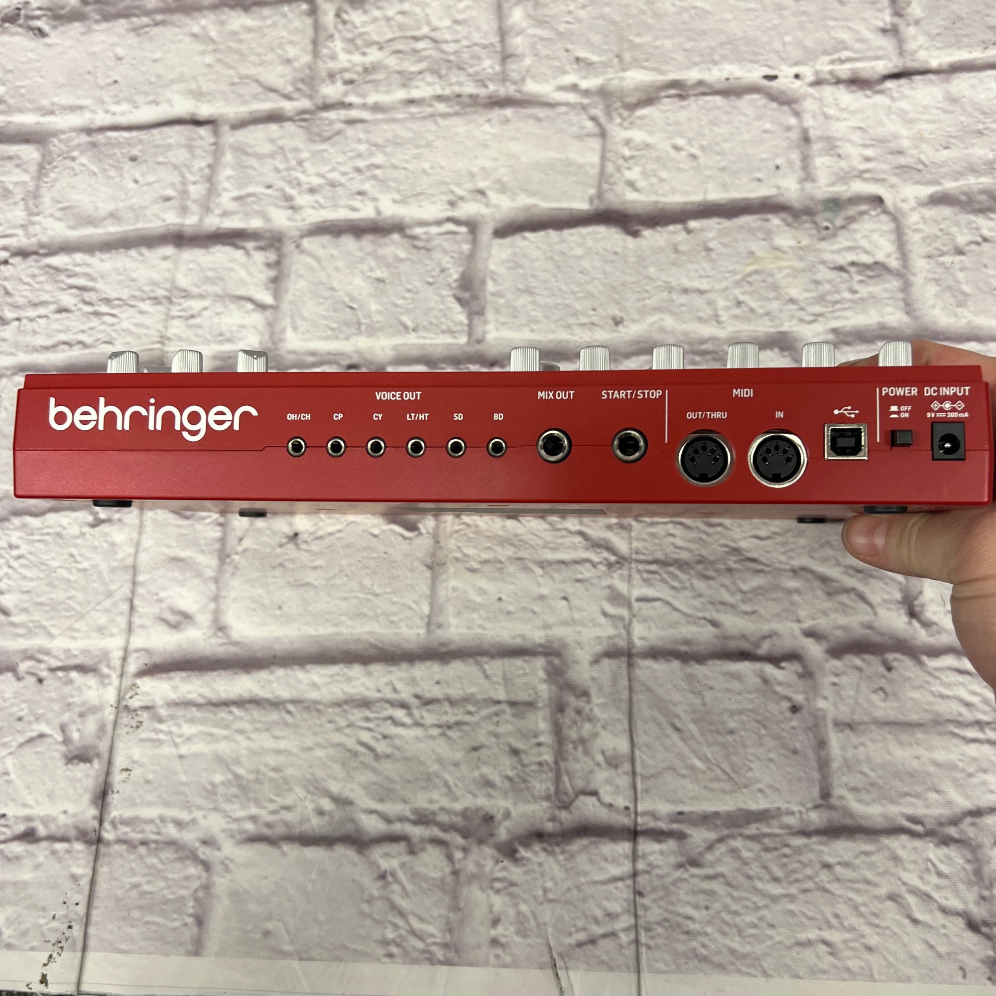 Behringer RD-6 Analog Drum Machine - Evolution Music