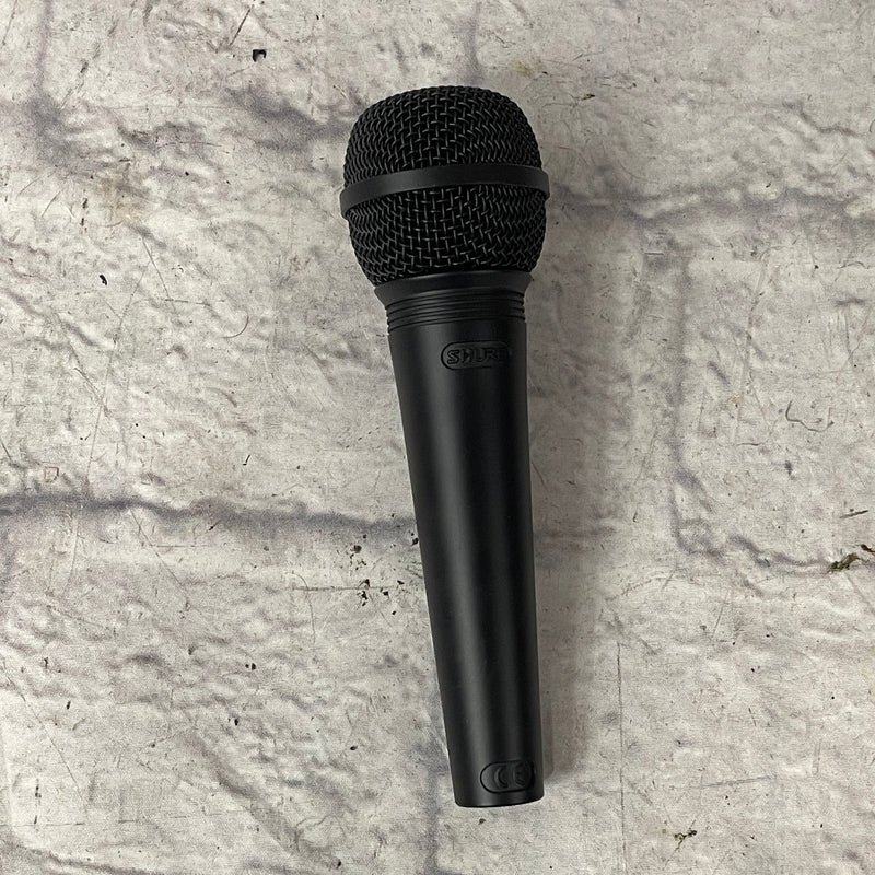 Shure SV200 Dynamic Microphone - Evolution Music
