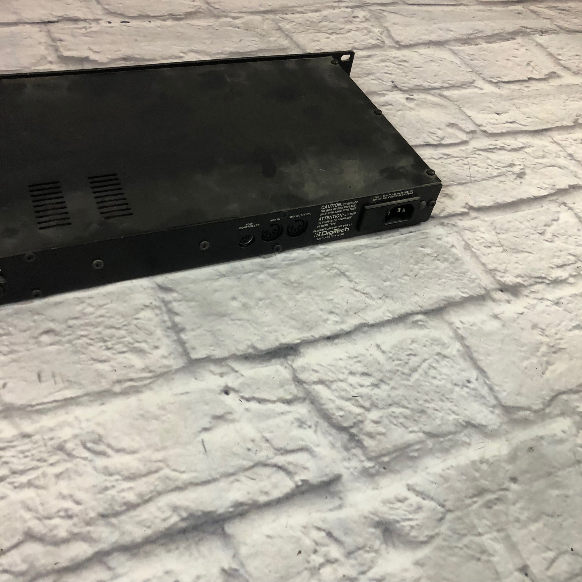 DigiTech GFX1 Twin Tube Rack Guitar Preamp and Effects Unit - Evolution ...