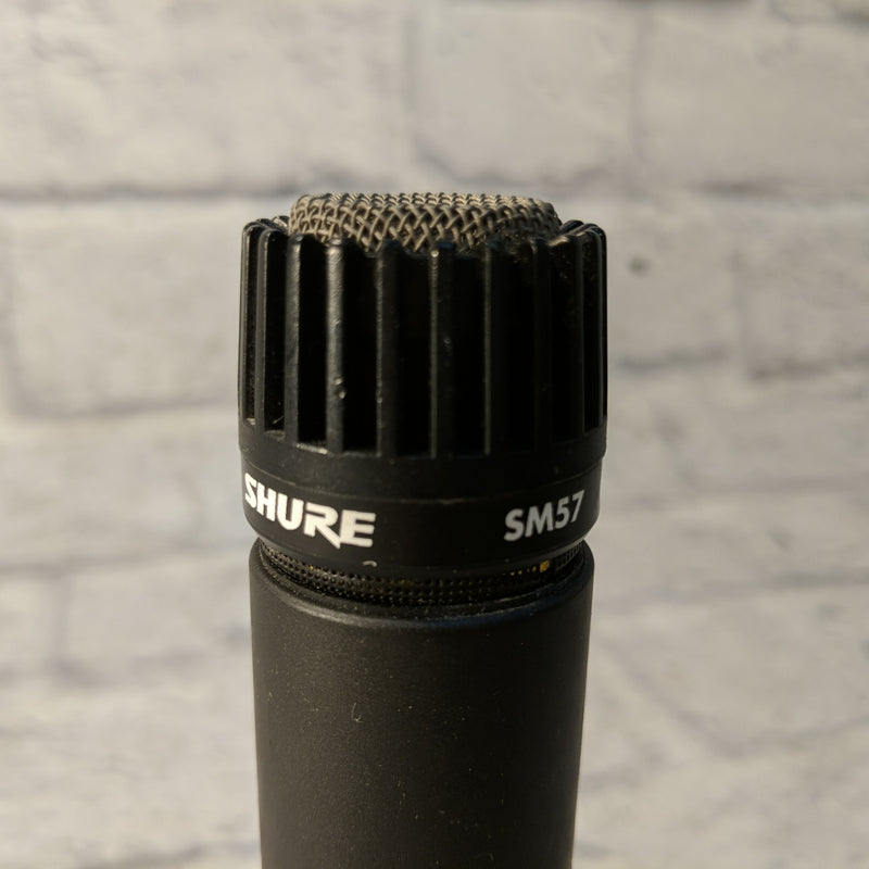 Shure SM 57 Dynamic Mic - Evolution Music