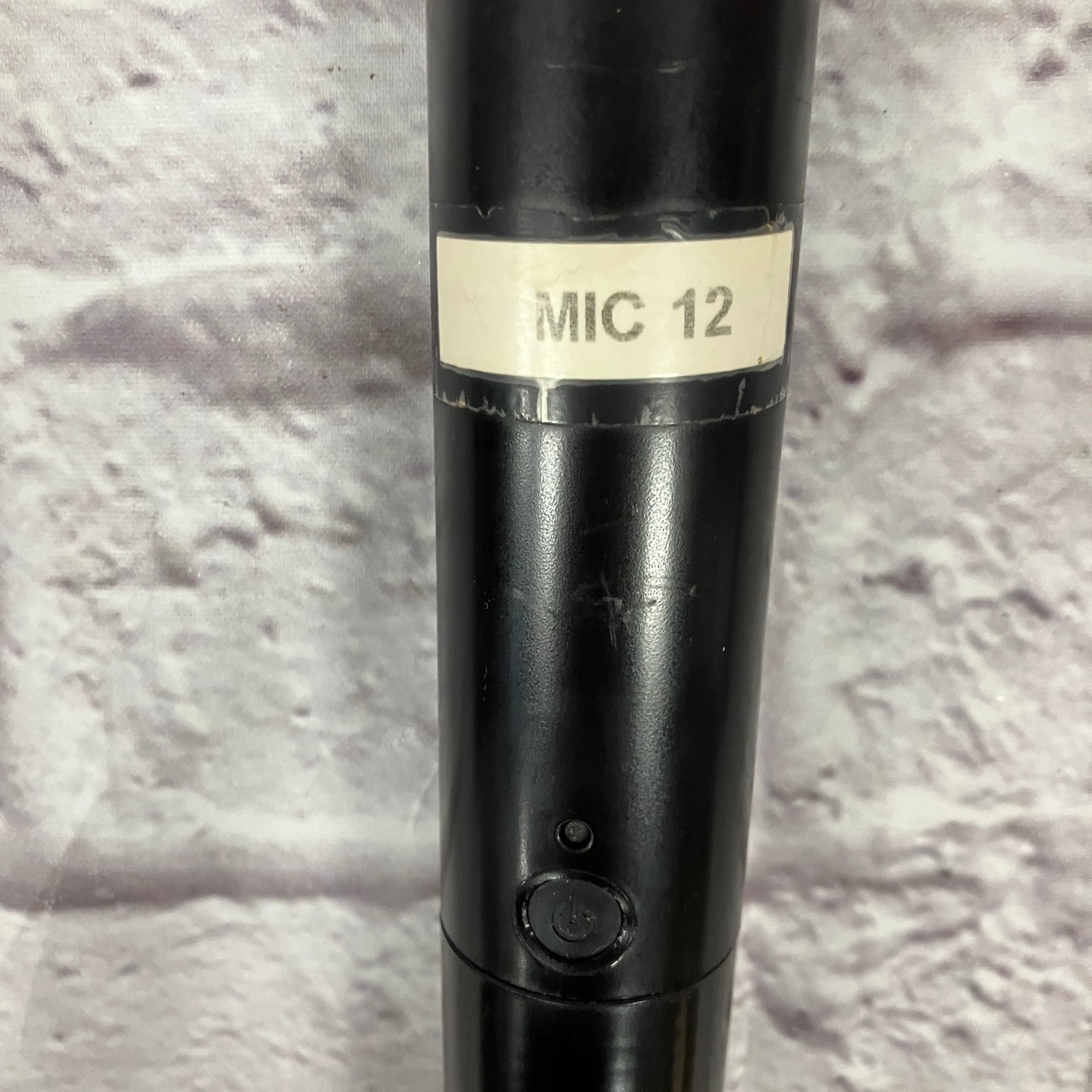 Shure BLX2-H9 BLX4R Wireless Microphone 512-542mhz - Evolution Music