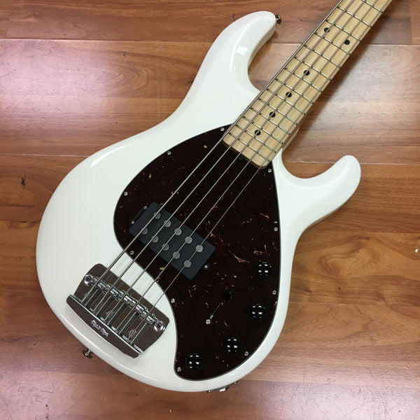 Musicman Stingray 5 String Bass w Case - Evolution Music
