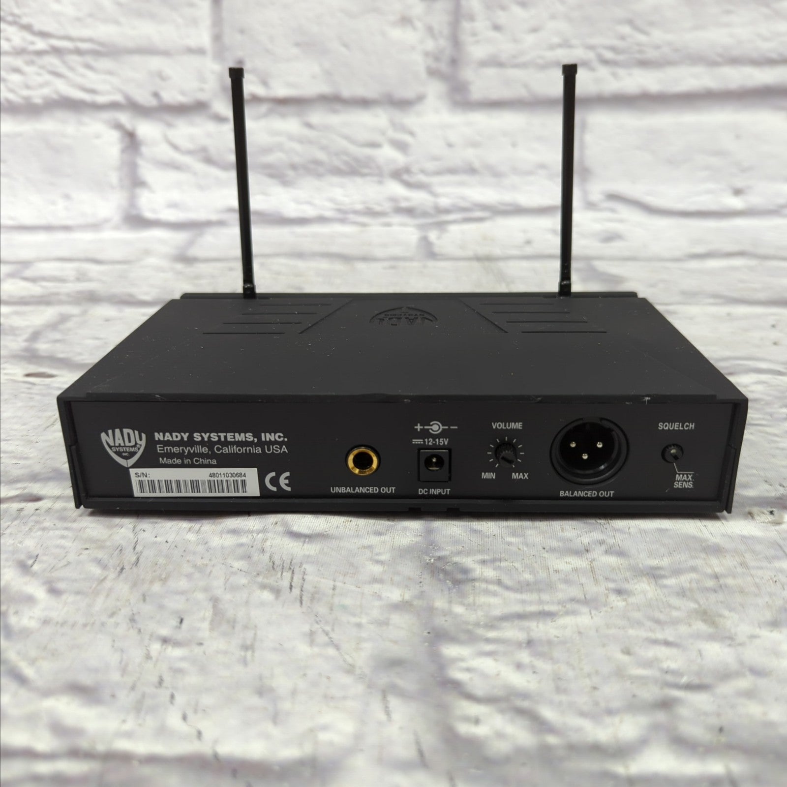 Nady UHF-4 UHF Wireless Diversity Guitar System - Evolution Music