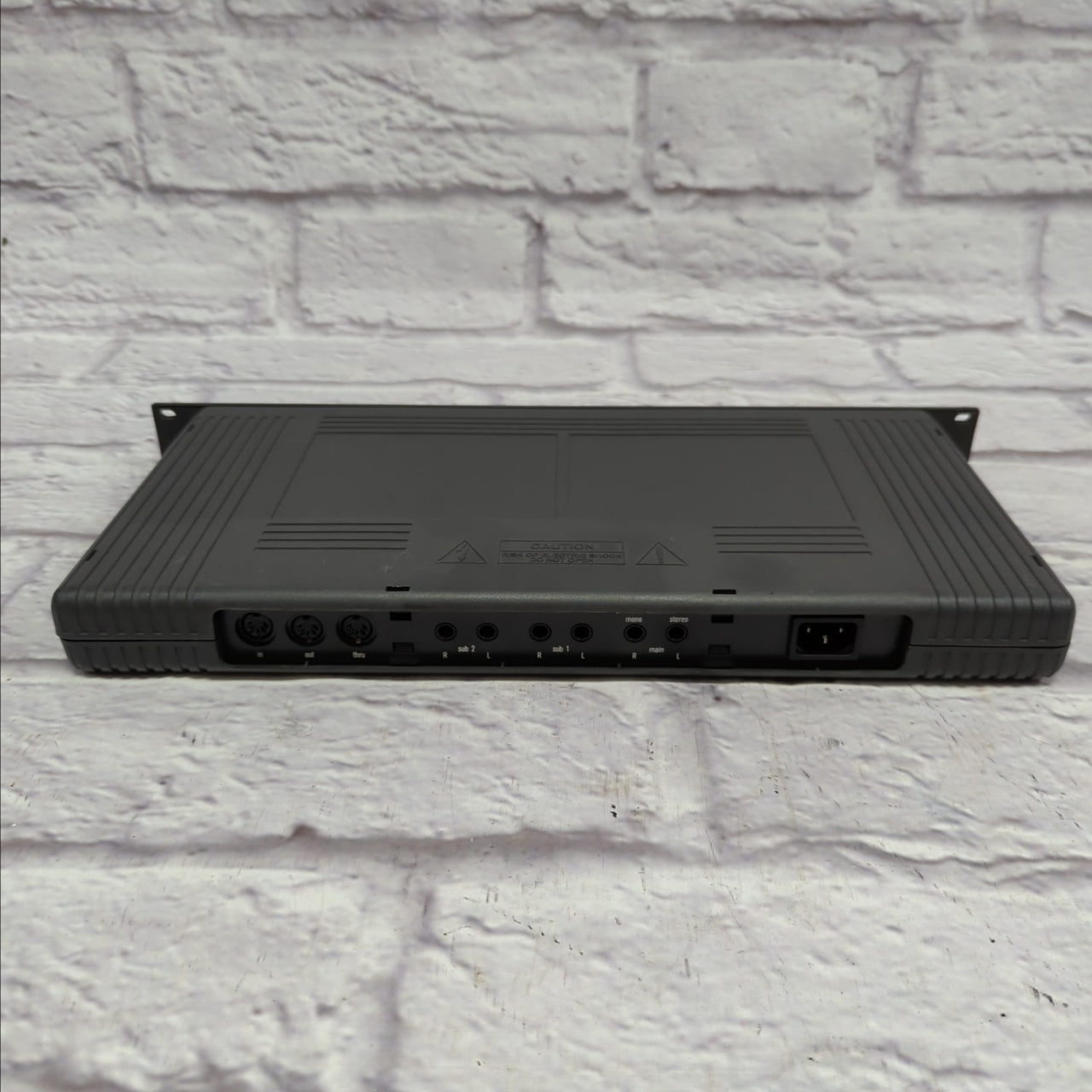 E-MU Systems Proteus/2 Rackmount 32-Voice Sampler Module - Evolution Music