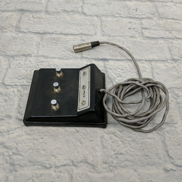 Ampeg V7 V3 FC-3 XLR Footswitch - Evolution Music