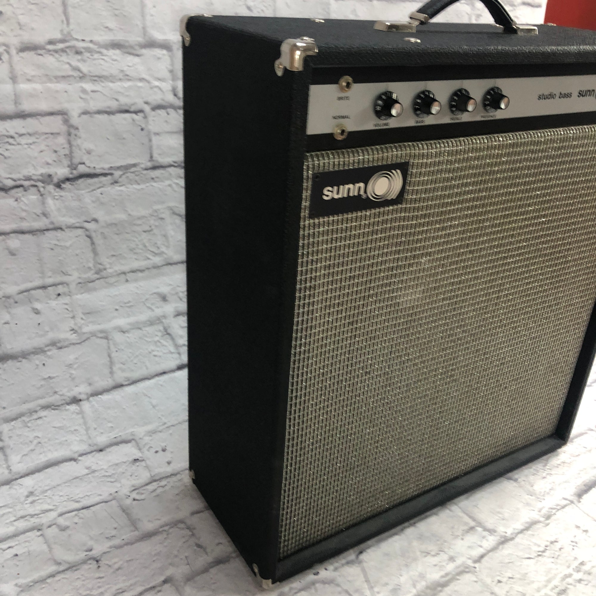Sunn Vintage Studio Bass 1x15 Combo Amp - Evolution Music