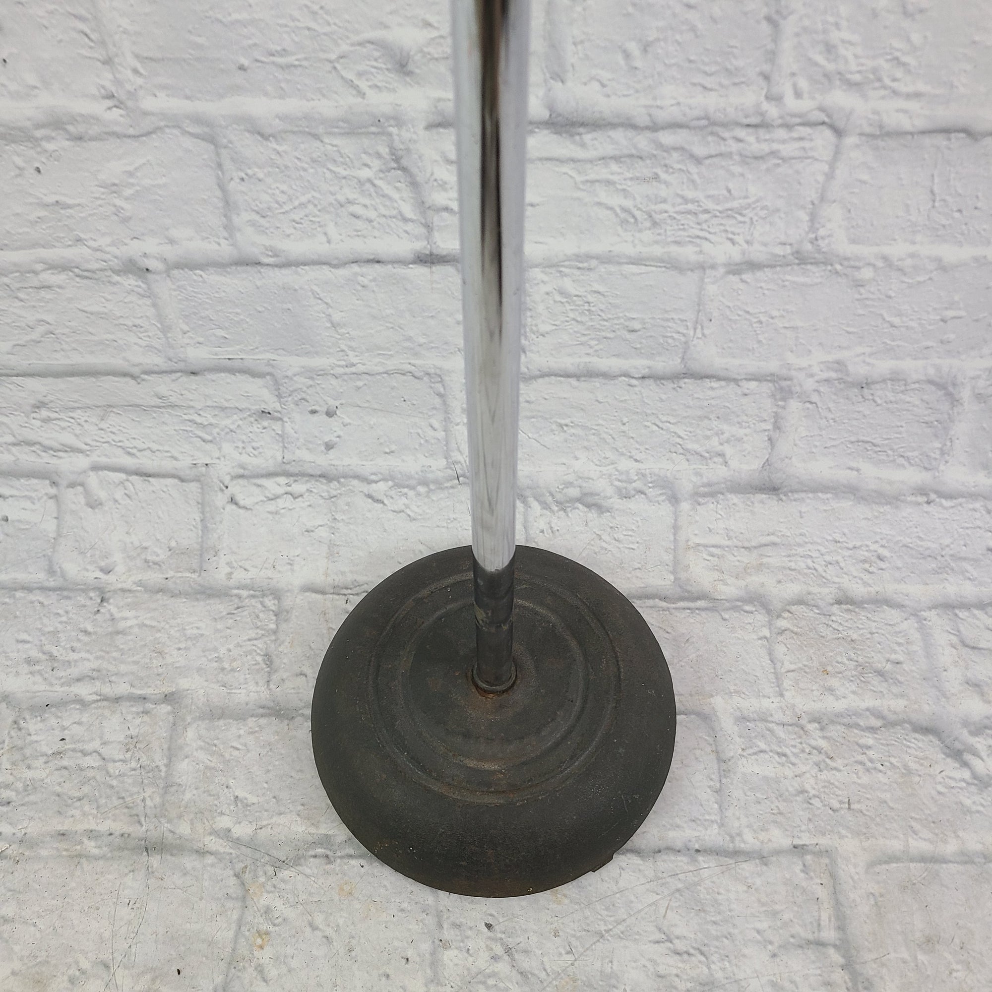 Atlas Sound 1169C Cast Iron Base Straight Mic Stand - Evolution Music