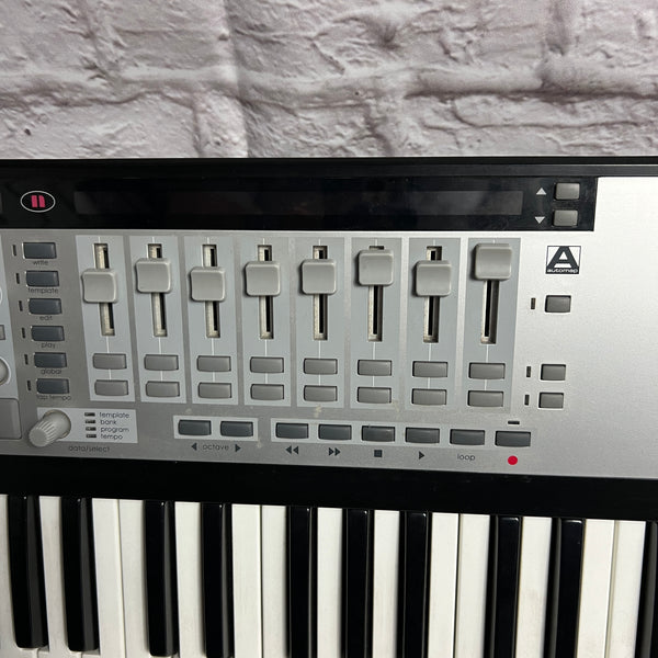 Novation Remote 61 SL - Evolution Music