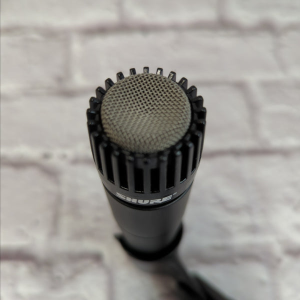 Shure SM57 w/ Box Microphone - Evolution Music