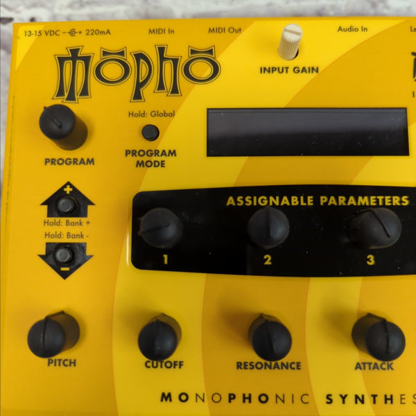 Dave Smith Instruments DSI Mopho Desktop Synthesizer - Evolution Music