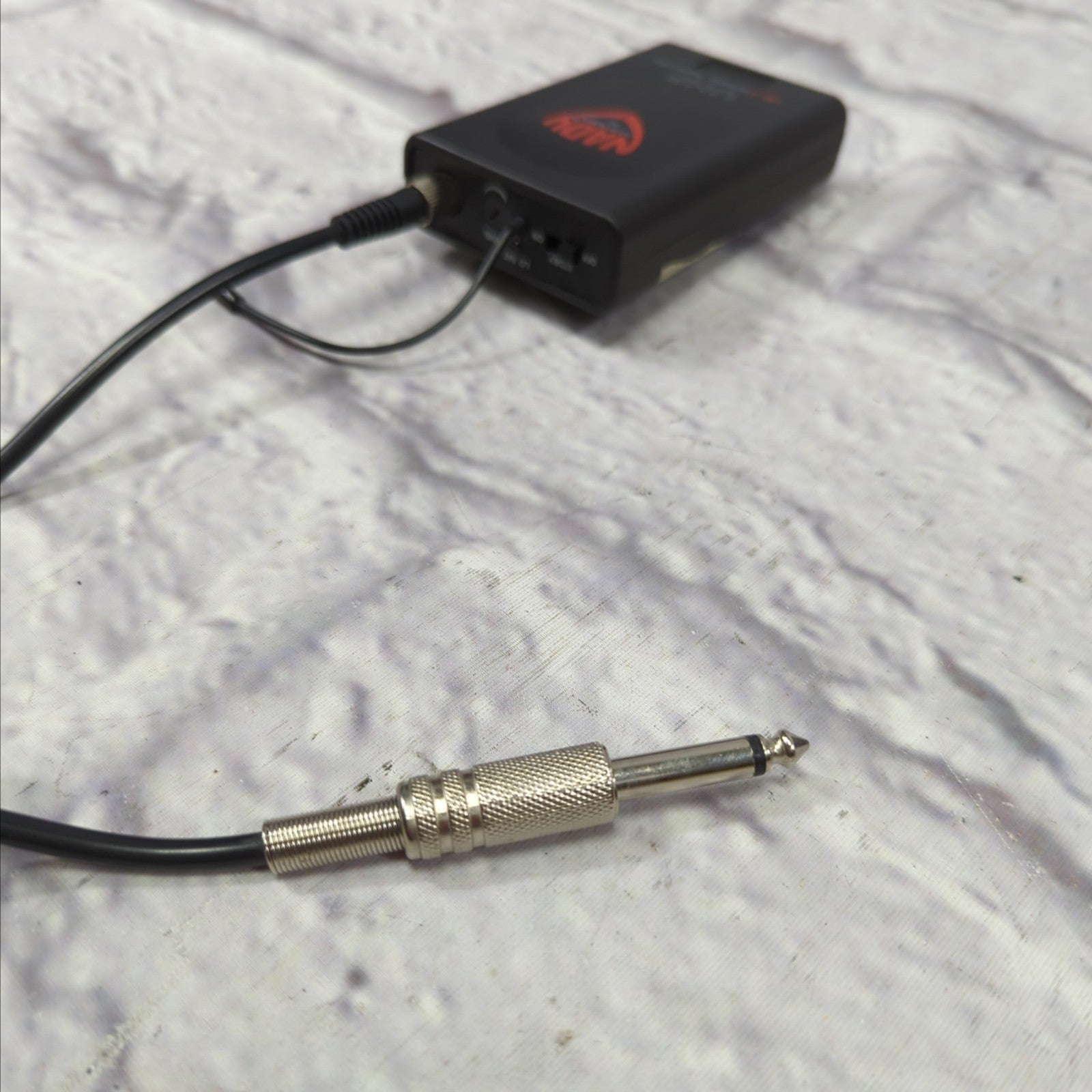 Nady UHF-4 UHF Wireless Diversity Guitar System - Evolution Music