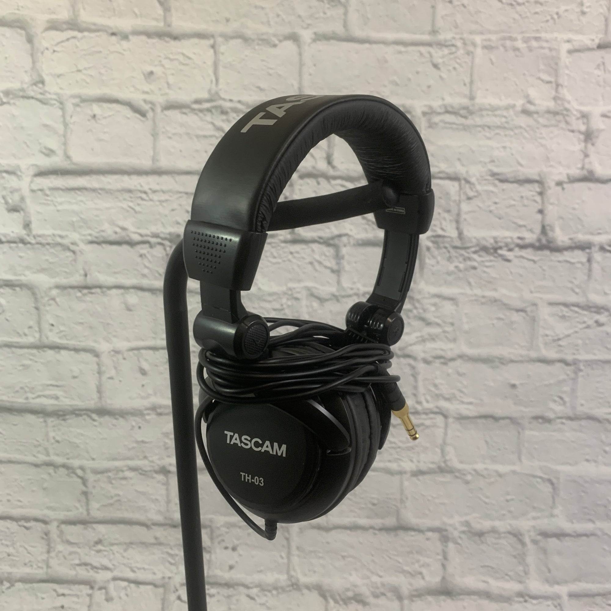 Tascam Th-03 Home Audio Headphones - Evolution Music