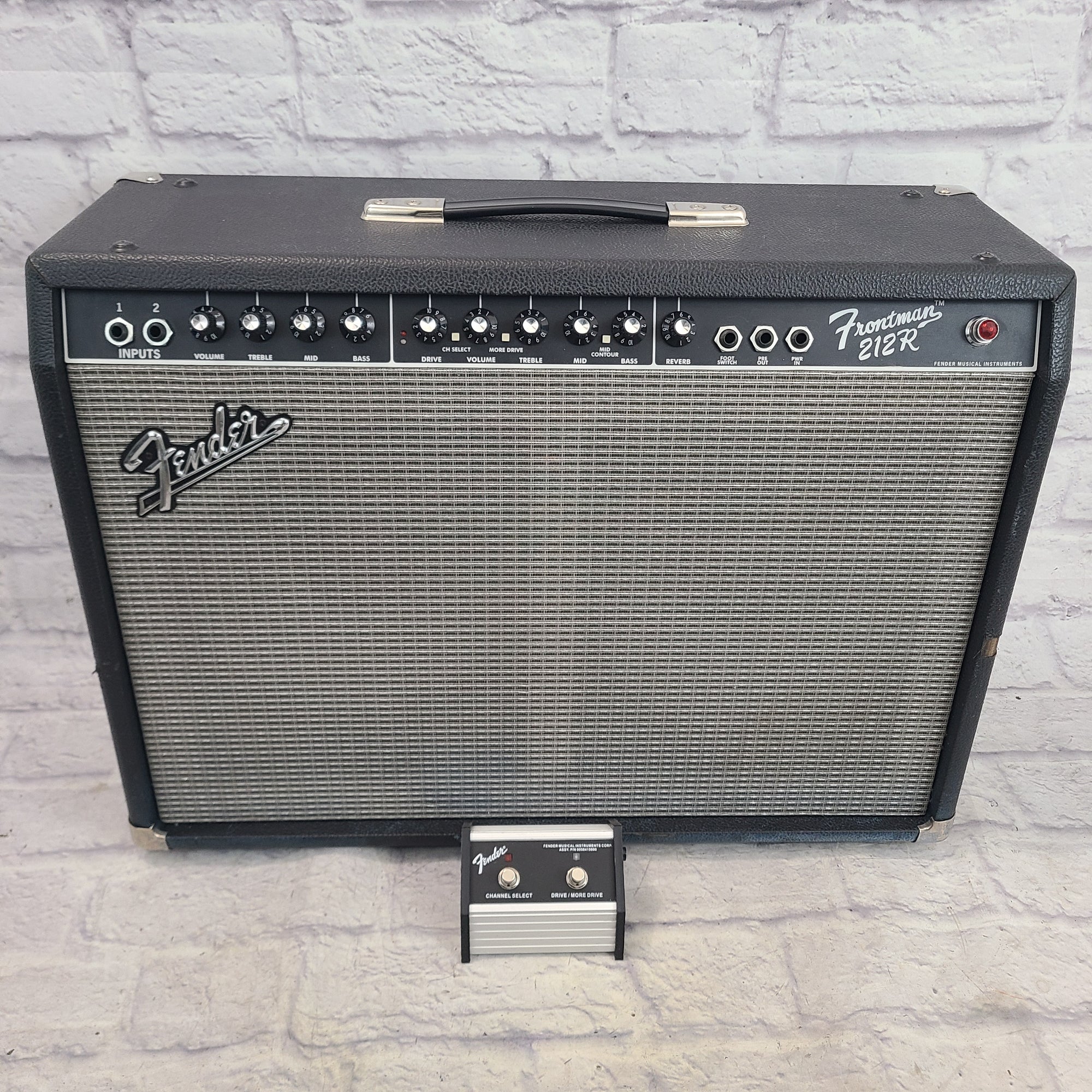 Fender 212R Solid State Guitar Combo Amp - Evolution Music