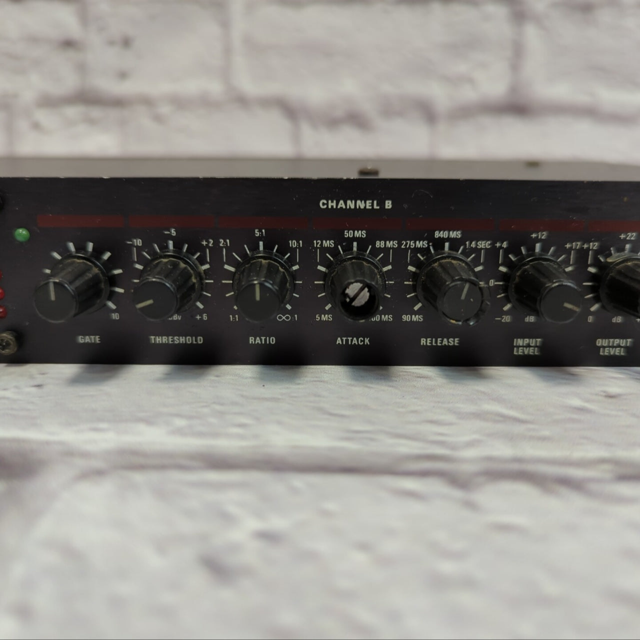Audio Logic MT66 Stereo Compressor Limiter - Evolution Music