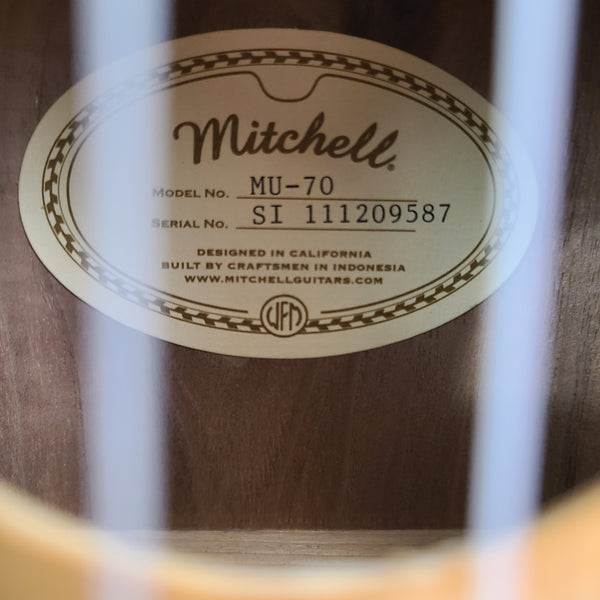 Mitchell MU-70 Ukulele w/ Case - Evolution Music