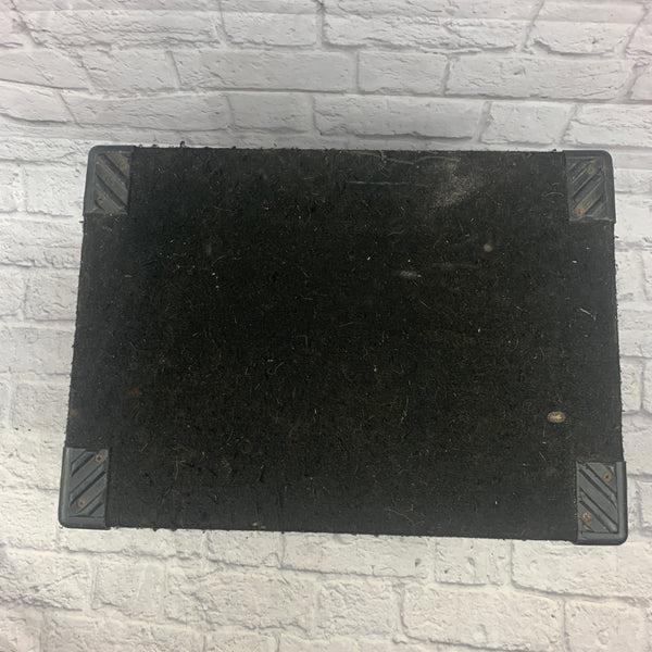 SWR Goliath Jr II 2x10 Bass Cabinet - Evolution Music